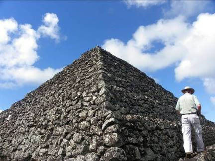 Pyramiden auf Mauritius – Atlantisforschung.de