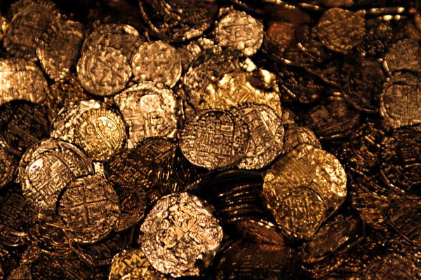 Datei:Sree padmanabhaswamy temple gold treasure photos shells.jpg ...